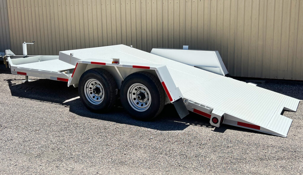Choosing the Right Equipment Trailer: Tilt or Deckover with Mega Ramps ...